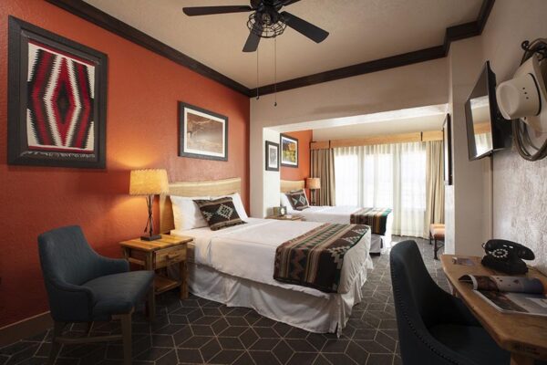 Rooms & Suites - El Rancho Hotel